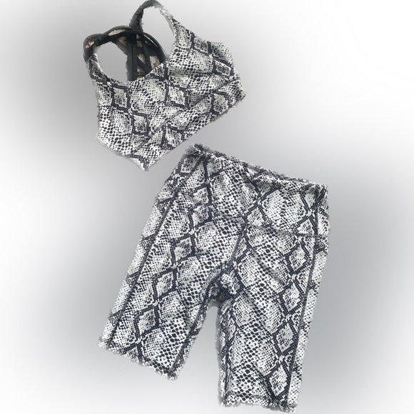 DSG | Shorts | Dsg Bike Short And Sports Bra Set Size Xs Snake Skin ...